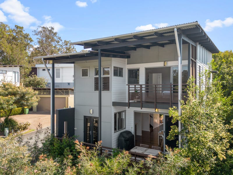 22/99 Brookwater Drive, Brookwater, Qld 4300 - Property Details