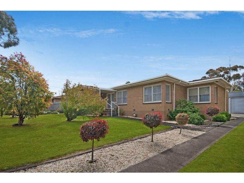15 Kent Road, Hamilton, VIC 3300 - realestate.com.au