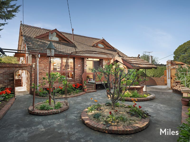 3 Bedroom Properties for Sale in Ivanhoe, VIC 3079 - realestate.com.au