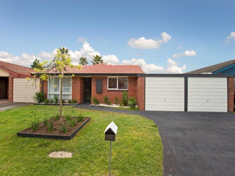 13 Village Cres, Chelsea, VIC 3196 - realestate.com.au