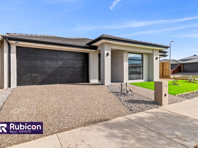 7 Robin Road, Mickleham, Vic 3064 - Property Details