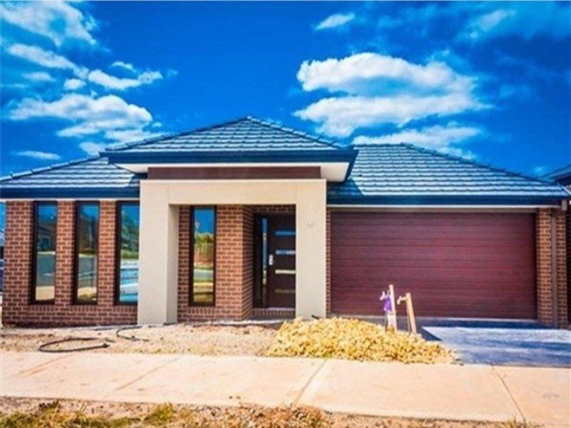 11 Attunga Grove, Werribee, VIC 3030 - realestate.com.au