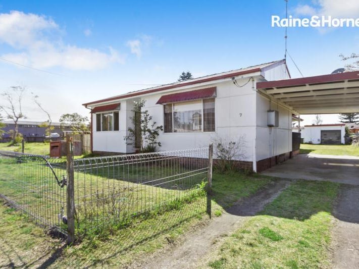 7 Golf Links Drive, Batemans Bay, NSW 2536 - realestate.com.au