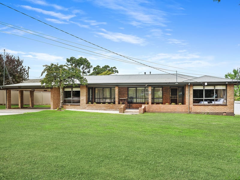 3 Landale Avenue, Mount Clear, VIC 3350 - realestate.com.au