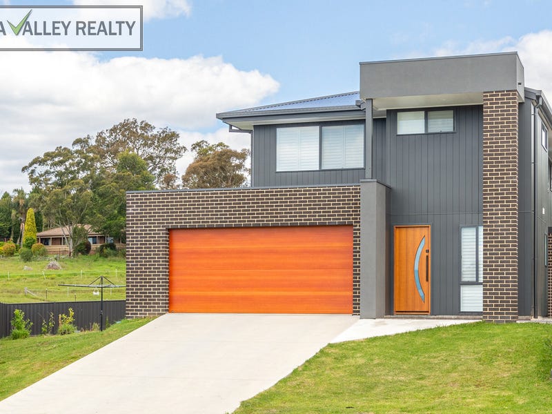 8 Wumbara Close, Bega, NSW 2550 - realestate.com.au