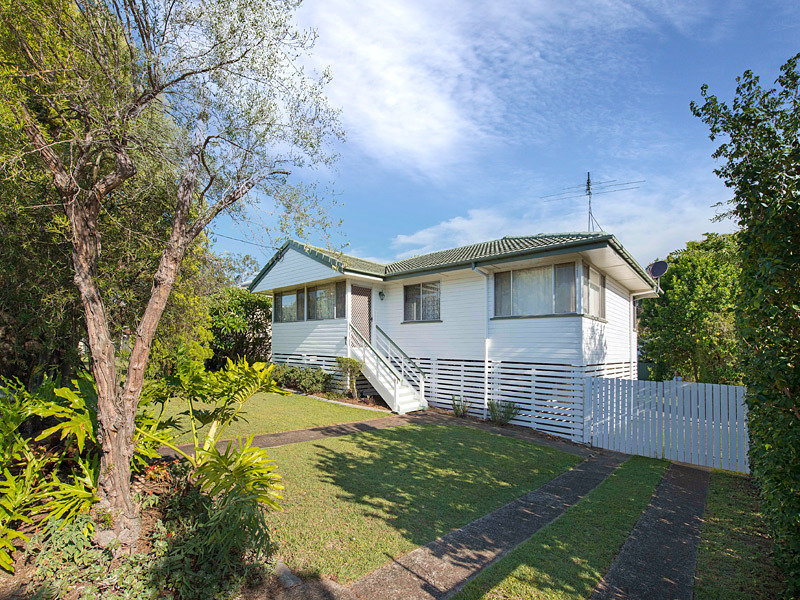 7 Ingham Street, Oxley, Qld 4075 - Property Details