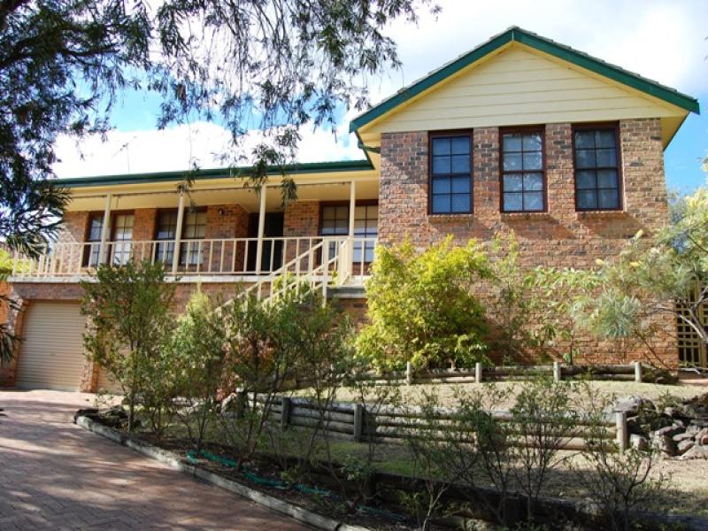 10 Moon Point Road, Illawong, NSW 2234 - realestate.com.au