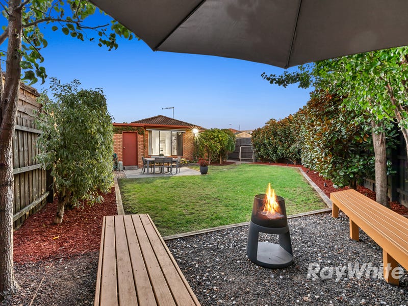 3/11 Howe Street, Murrumbeena, Vic 3163 - Property Details