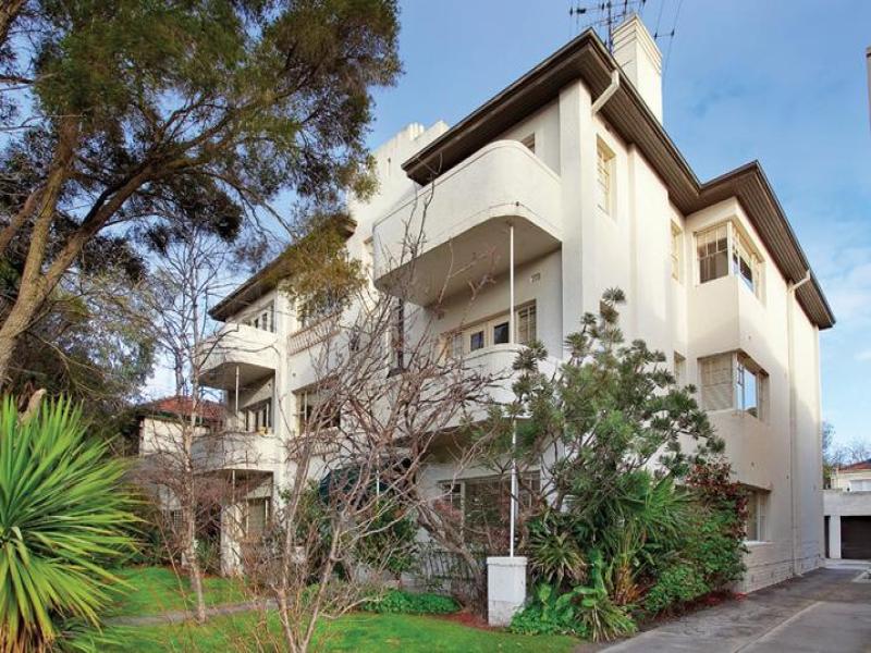 1/18 Ellesmere Road, Prahran, Vic 3181 - Property Details