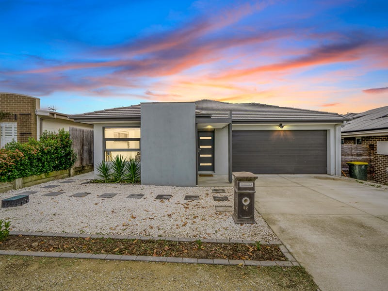 82 Greg Urwin Circuit, Casey, ACT 2913 - Property Details