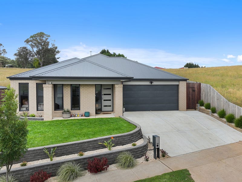 39 Hart Drive, Warragul, Vic 3820 - Property Details