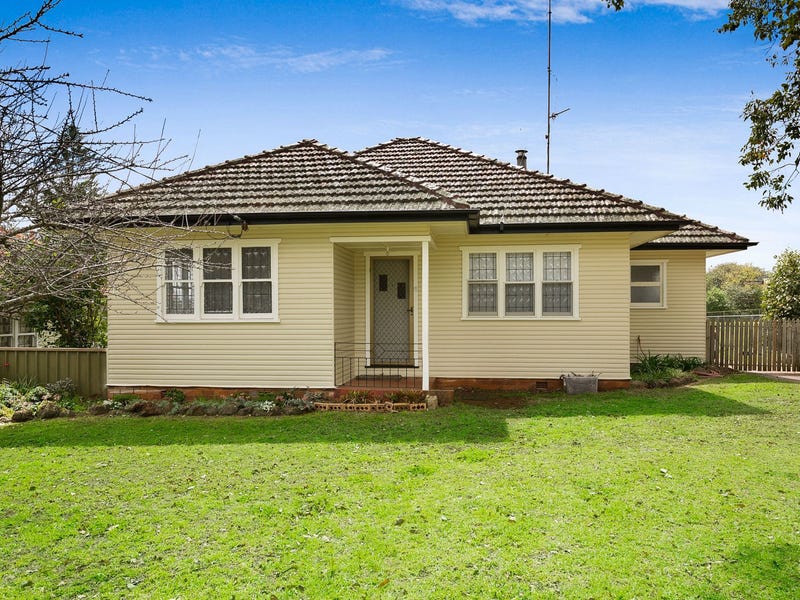 31 Perry Street, Harlaxton, Qld 4350 - Property Details