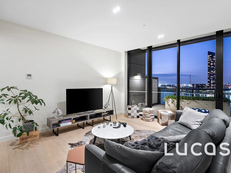 62/9 Waterside Place, Docklands, Vic 3008 - Property Details
