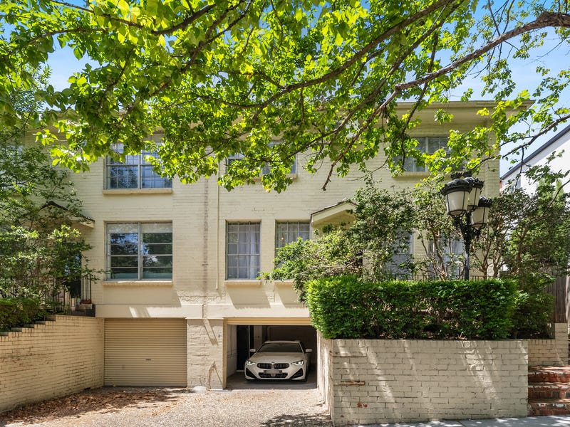 16/38 Grange Road, Toorak, Vic 3142 - Property Details