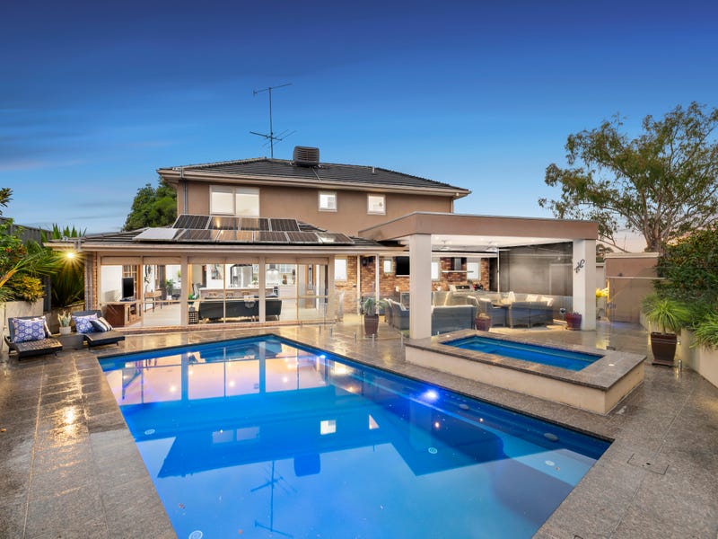 51 Berrabri Drive, Scoresby, Vic 3179 - Property Details