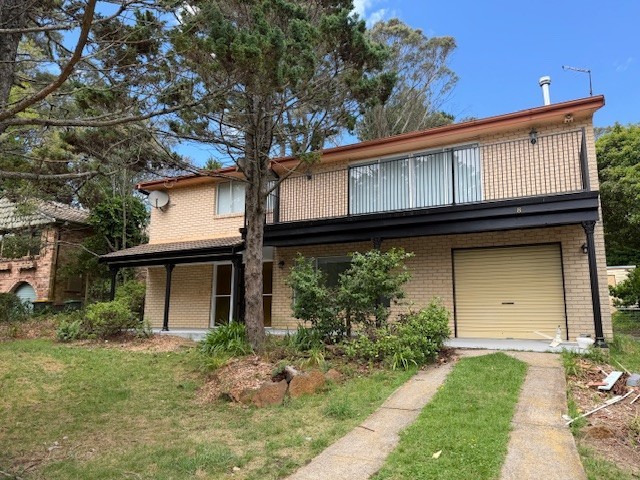 8-10 Neate Avenue, Blackheath, NSW 2785 - House for Rent - realestate ...