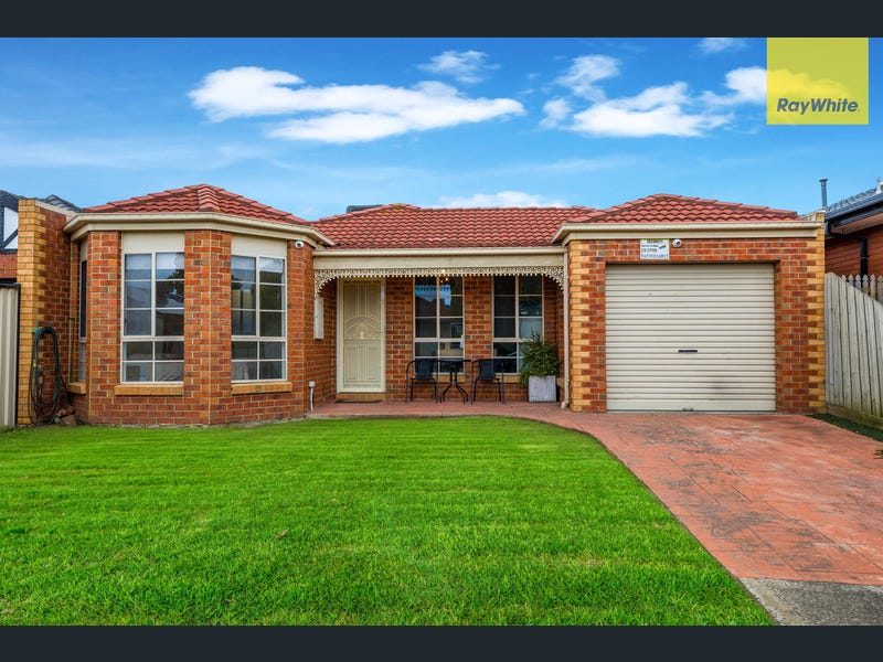 6 Feldspar Close, St Albans, VIC 3021 - realestate.com.au