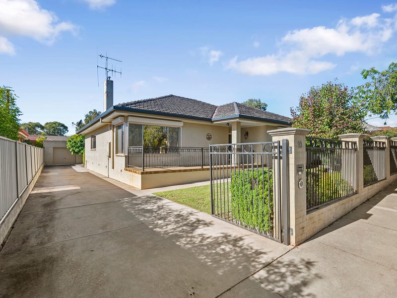 10 Putnam Avenue, Strathdale, Vic 3550 - Property Details