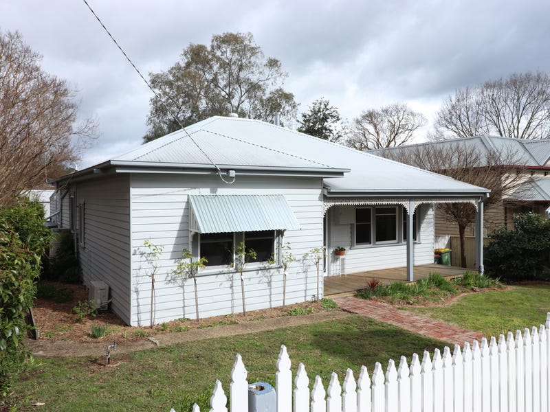 12 Raglan Street, Yea, Vic 3717 - Property Details