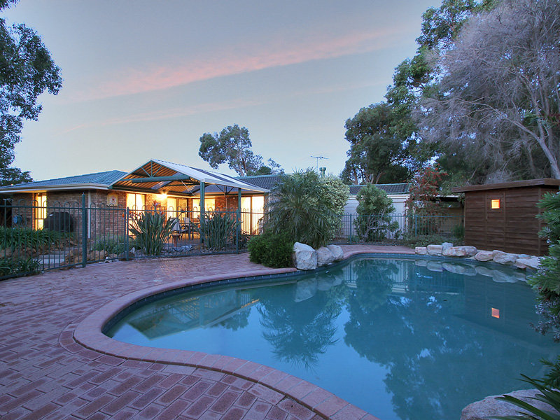 49 Ryan Way, Lesmurdie, WA 6076 - realestate.com.au