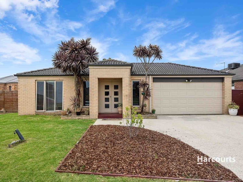 8 Azure Court, Pakenham, Vic 3810 - Property Details
