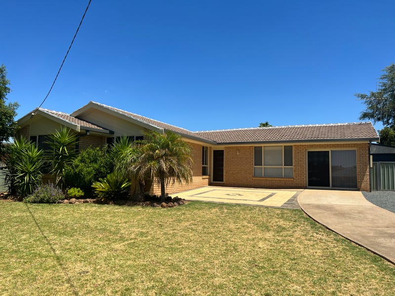 55 Medlyn Street, Parkes, NSW 2870 - realestate.com.au