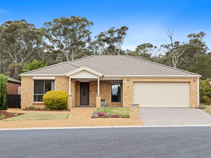 14 Pemberton Place, Jerrabomberra, NSW 2619 - Property Details