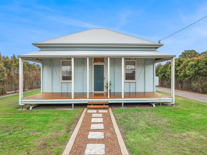 7 Brand Street, Walkervale, Qld 4670 - Property Details