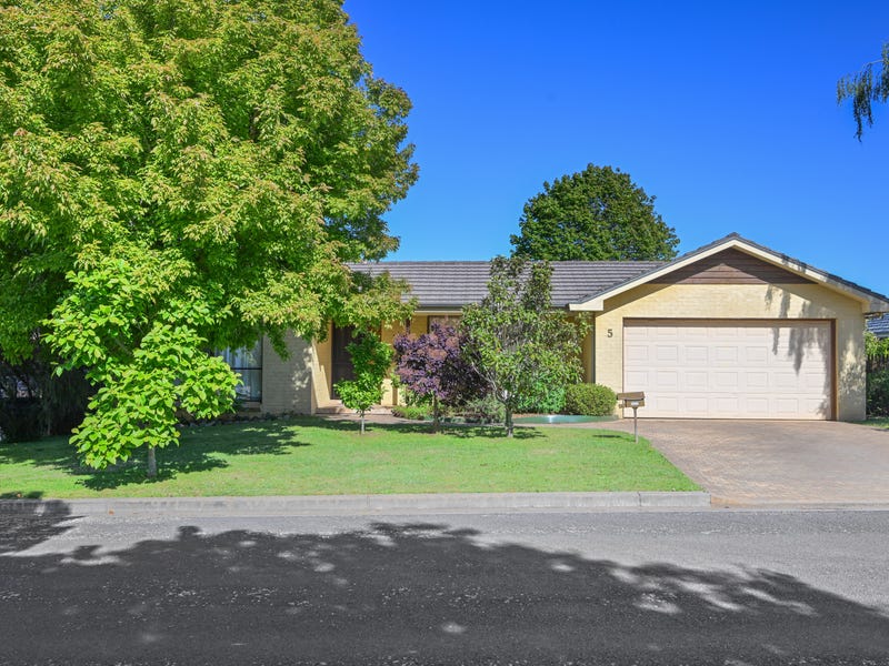 5 Magnolia Way, Orange, NSW 2800 - Property Details