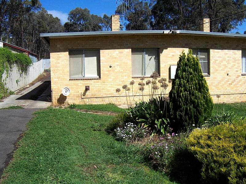 42B Lawson Street, Spring Gully, VIC 3550 - realestate.com.au
