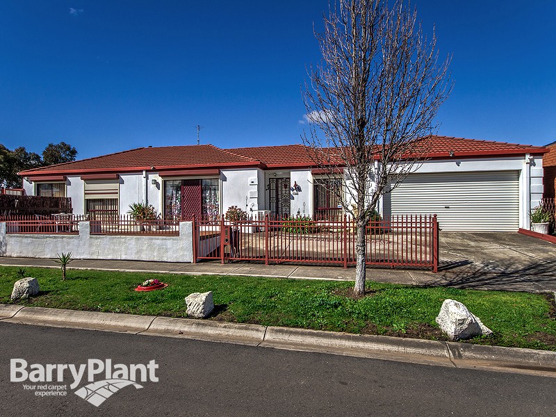 15 Feldspar Close, St Albans, VIC 3021 - realestate.com.au