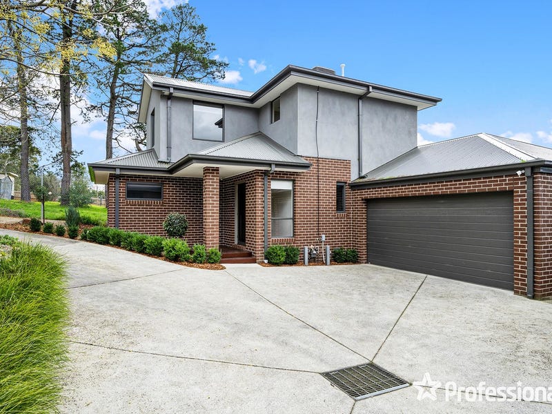 2/77 Cambridge Road, Mooroolbark, Vic 3138 - Property Details