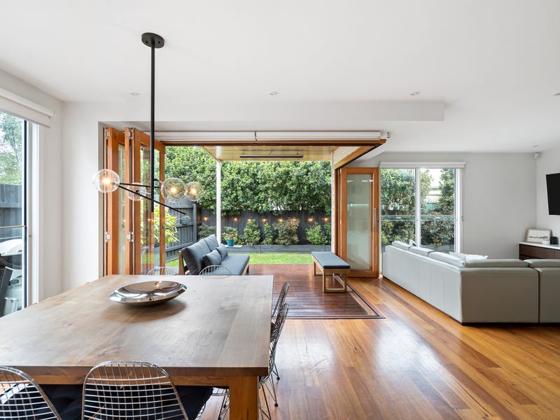 12 Macquarie Street, Williamstown, Vic 3016 - Property Details