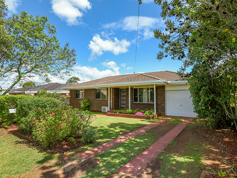 10 Mcfarlane Street, Wilsonton, QLD 4350 - realestate.com.au