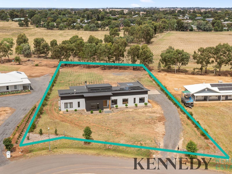 9 Davis Court, Yarrawonga, Vic 3730 - Property Details