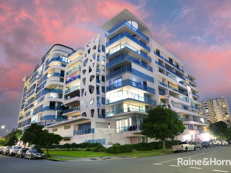 209/20 Labrador Street, Labrador, Qld 4215 - Property Details