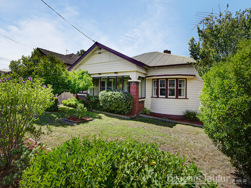 12 Central Avenue, Manifold Heights, VIC 3218 - realestate.com.au