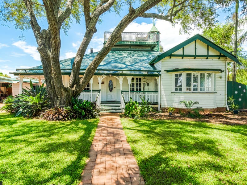 11 Josephine Street, Redcliffe, Qld 4020 - Property Details