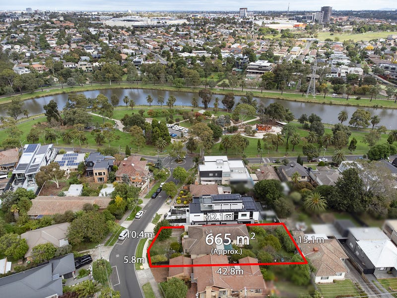 100 Fawkner Street, Aberfeldie, Vic 3040 - Property Details