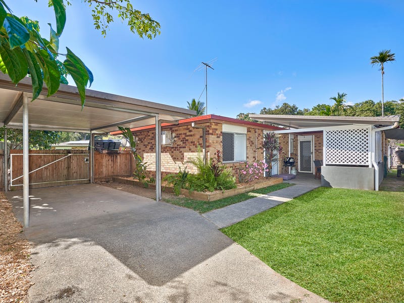 10 Craig Street, Mooroobool, Qld 4870 - Property Details