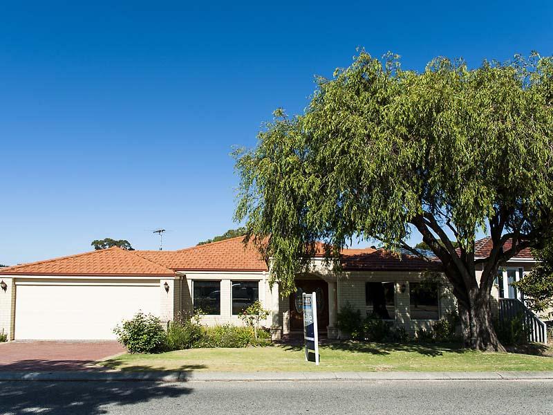13 Bay View Street, Rockingham, WA 6168 - Property Details