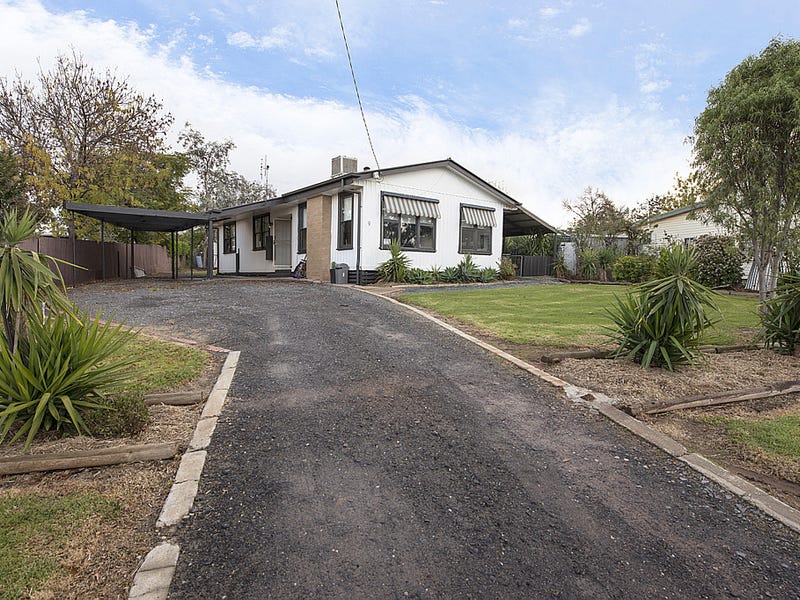 9 Bell Street, Nyah, Vic 3594 - Property Details