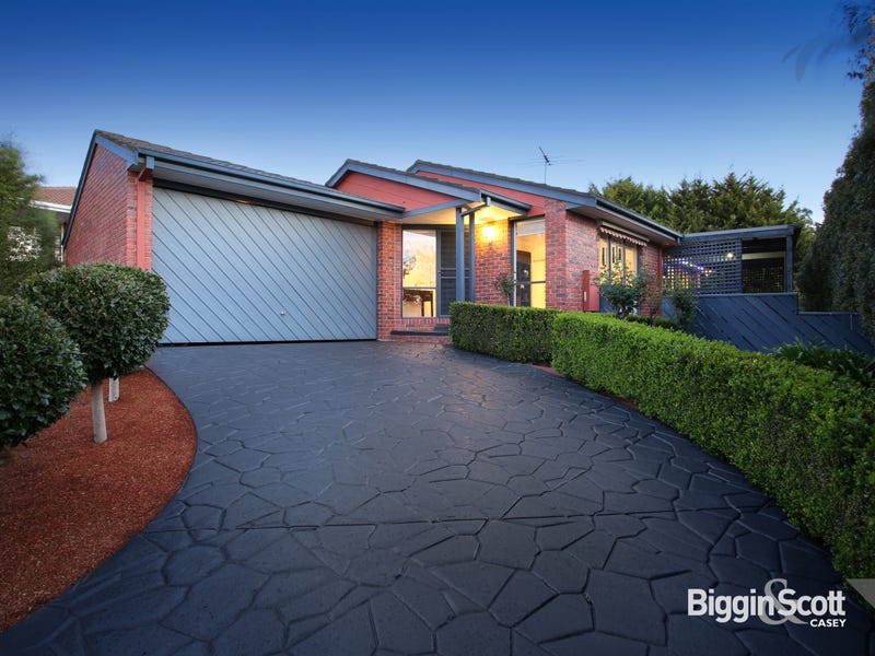 13 Amelia Close, Beaconsfield, VIC 3807 - realestate.com.au
