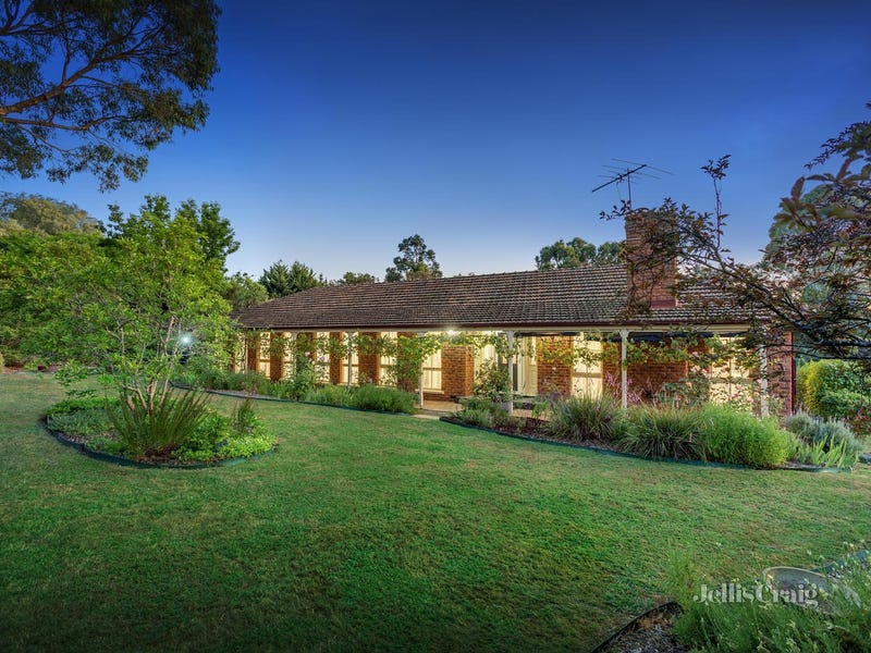 8 Page Court, Wonga Park, VIC 3115 - realestate.com.au