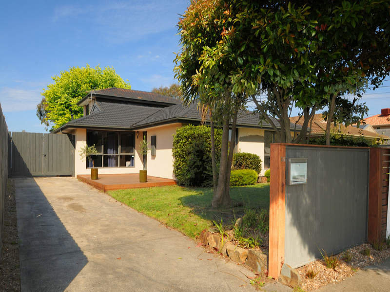 38 Tarongo Drive, Aspendale, Vic 3195 - Property Details