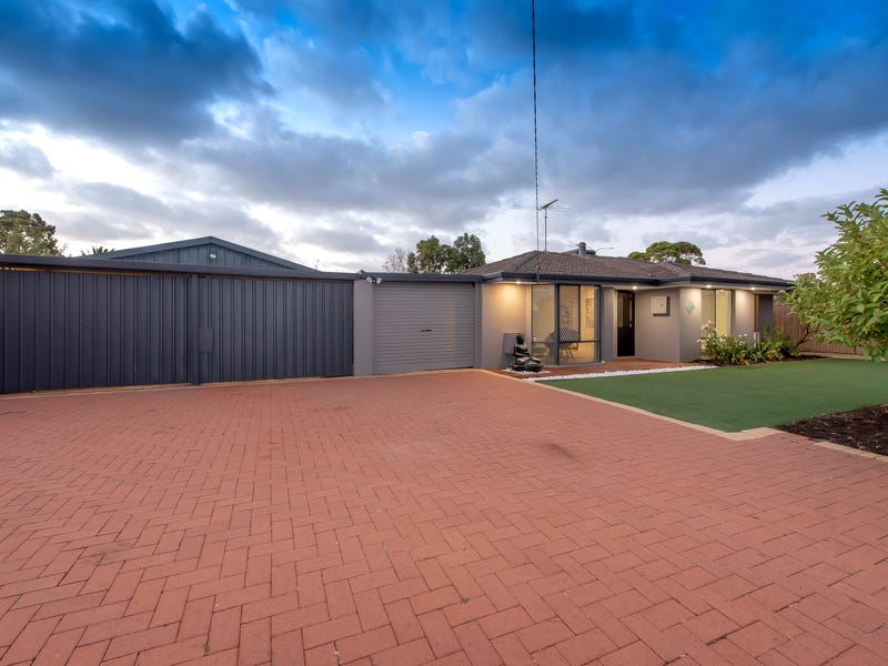 11 Lockeville Close, Beldon, WA 6027 - Property Details