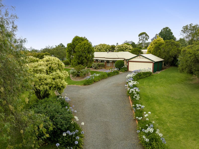 6 Woolmer Road, Highfields, Qld 4352 - Property Details