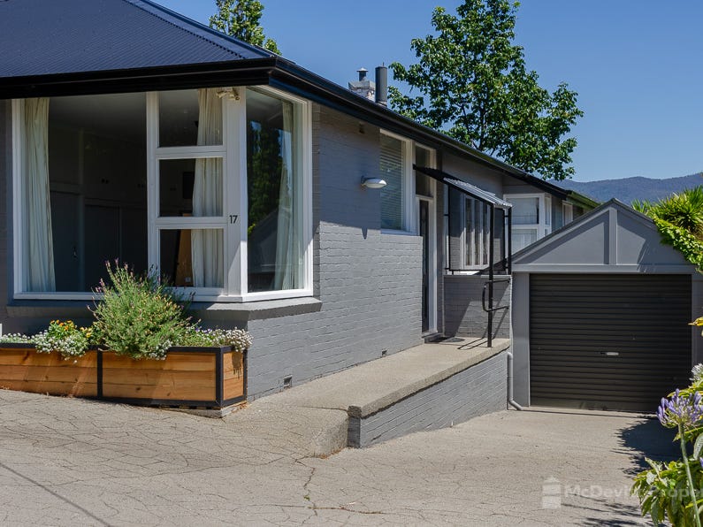 17 Alt-na-craig Avenue, Mount Stuart, TAS 7000 - realestate.com.au
