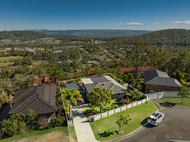 32 Crestridge Crescent, Oxenford, Qld 4210 - Property Details