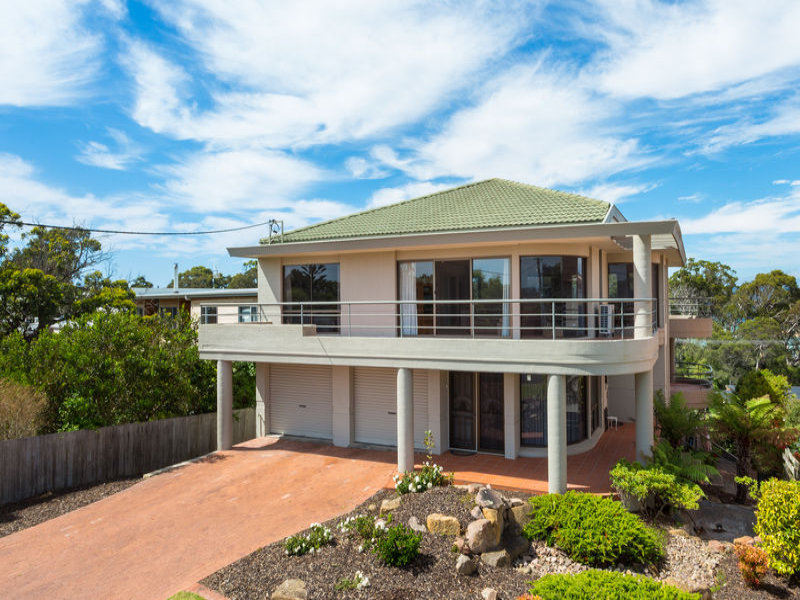 10 Lakeview Avenue, Merimbula, NSW 2548 - Property Details